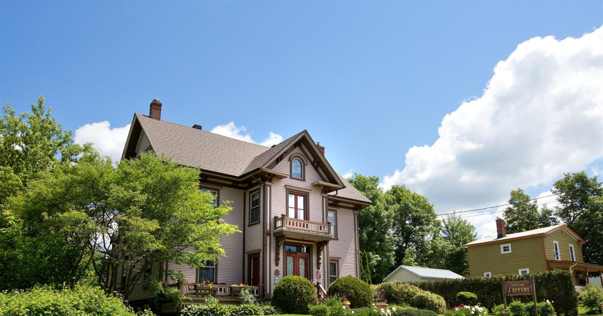 Des endroits où séjourner dans la MRC Des Sources | Cantons-de-l'Est ...